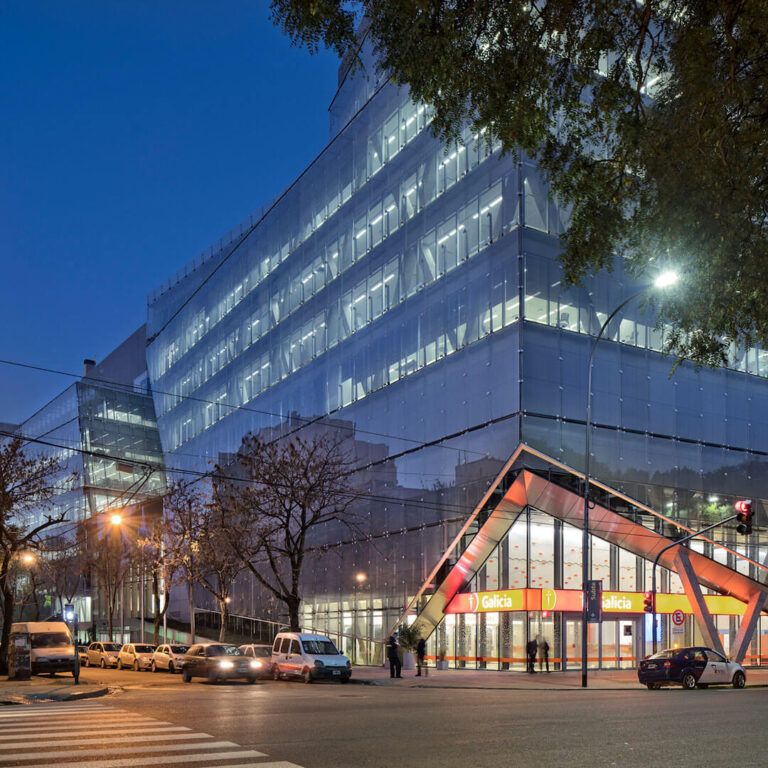 GCDI - Toda una vida construyendo